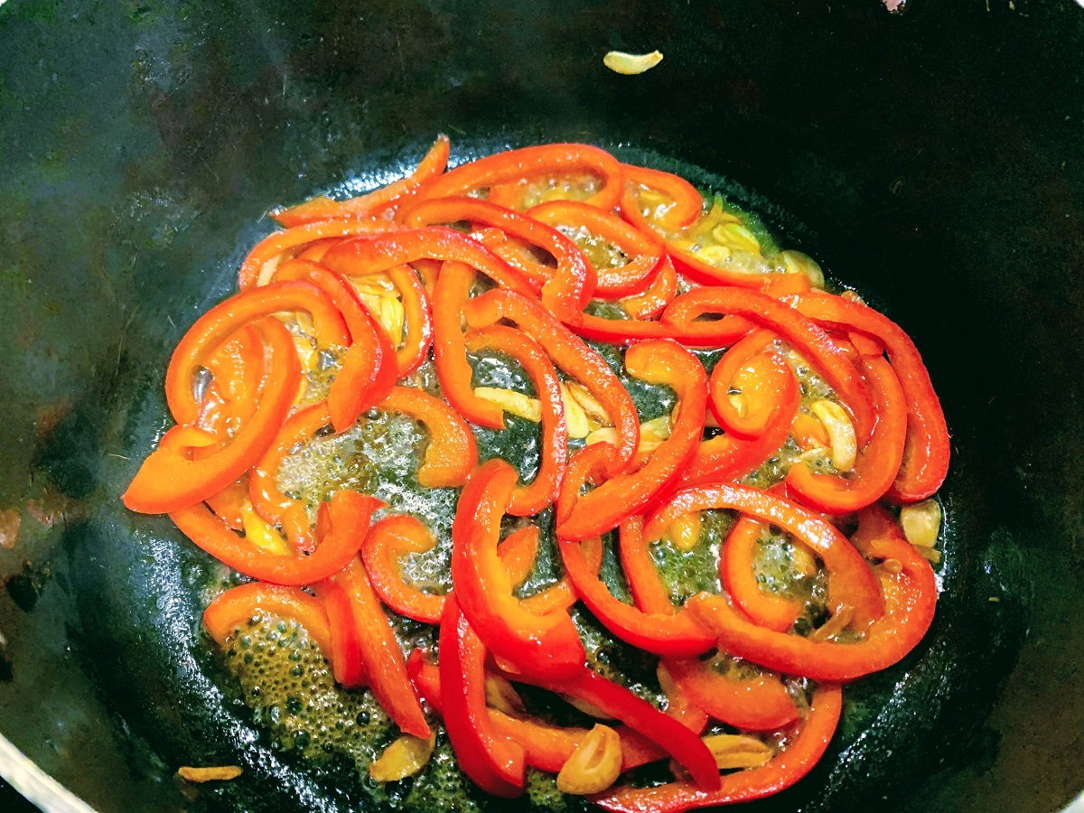 Cilantro Pepper Green Beans Recipe (Holiday Recipe) - Quisine Queen B